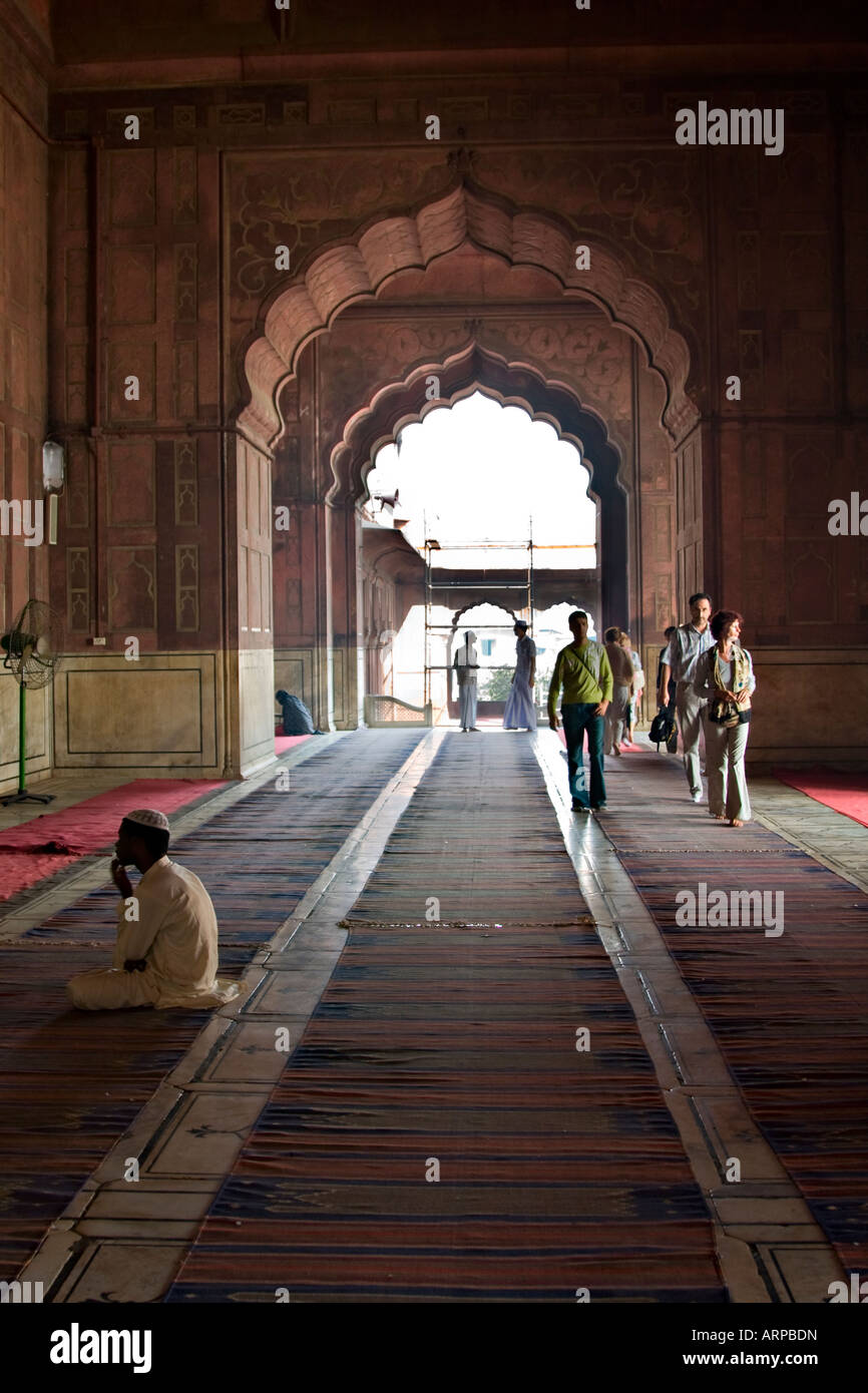 Inside of Jama Masjid Mosque, Old Delhi, India Stock Photo - Alamy