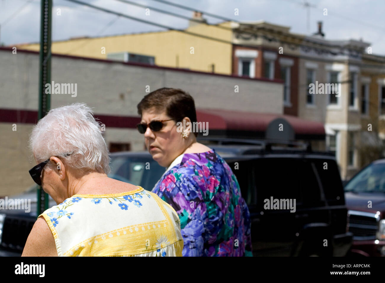 2 old ladies out for a walk Stock Photo - Alamy