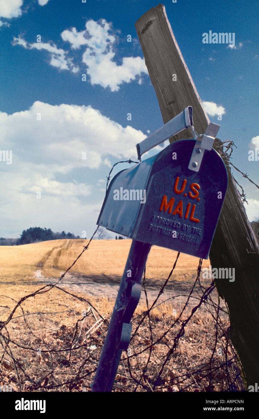 Us mail box hi-res stock photography and images - Alamy