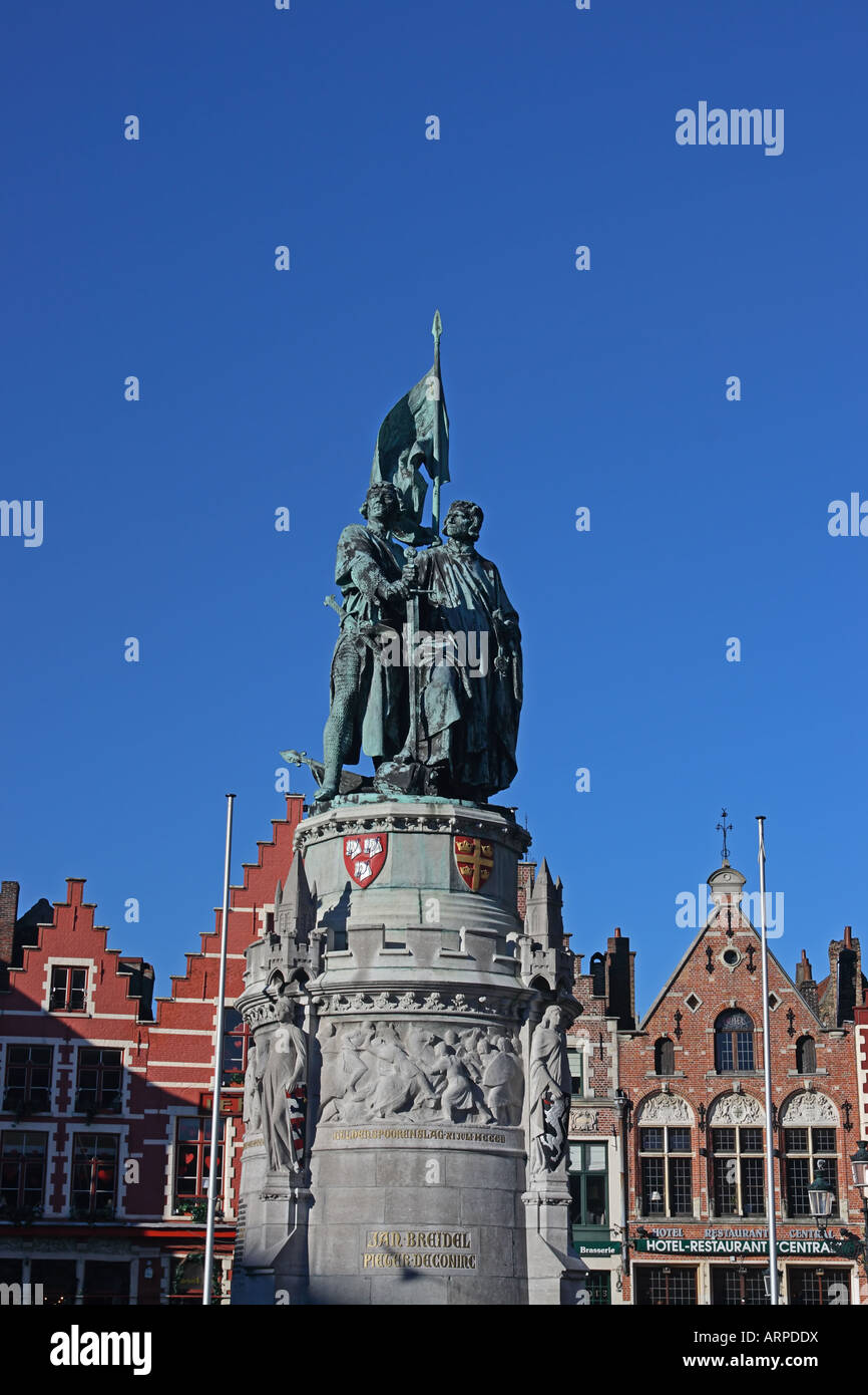 Statue in Market square, Bruges, Belgium Stock Photo - Alamy