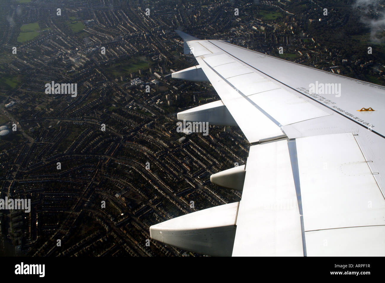 London wing hi-res stock photography and images - Alamy