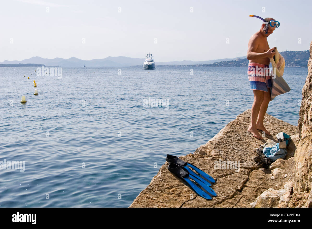 French riviera activities hi-res stock photography and images - Alamy