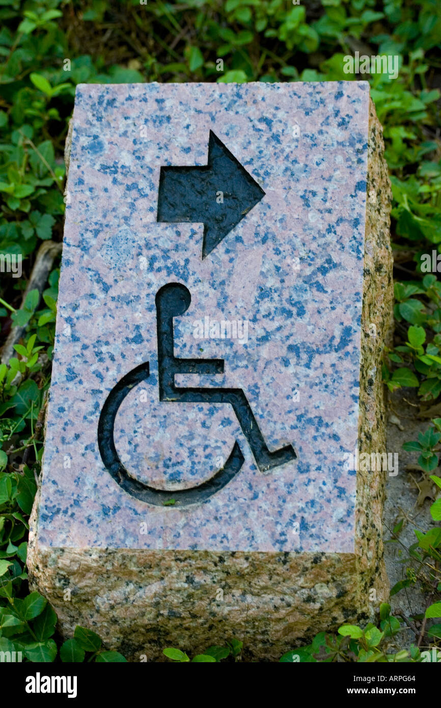 Wheelchair symbol on the ground hi-res stock photography and images - Alamy