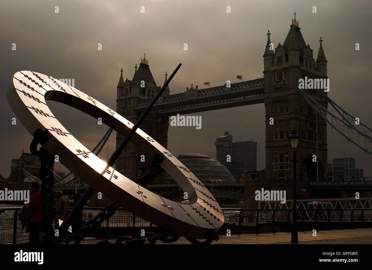 The sundial near the tower bridge in London Stock Photo - Alamy