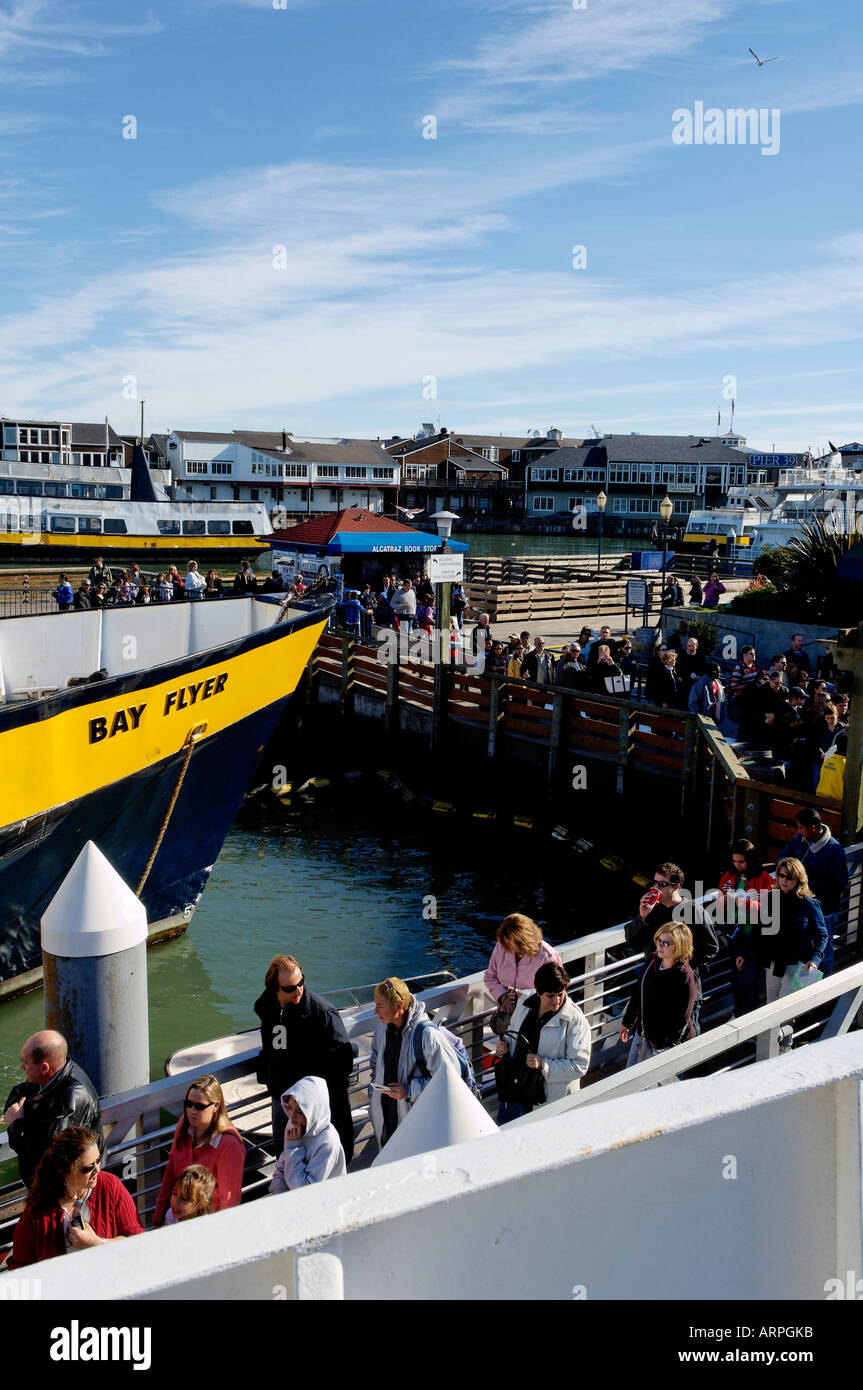 Alcatraz ferries hi-res stock photography and images - Alamy