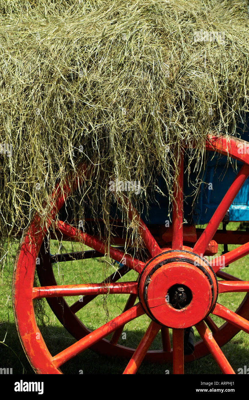 Haycart hi-res stock photography and images - Alamy
