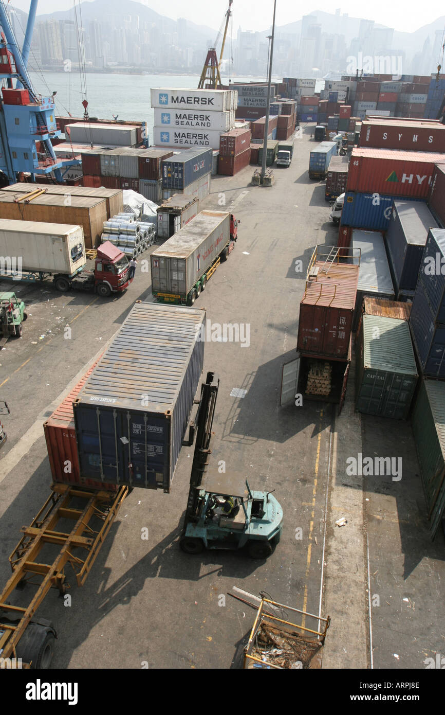 Hong Kong shipping cargo terminal Stock Photo - Alamy