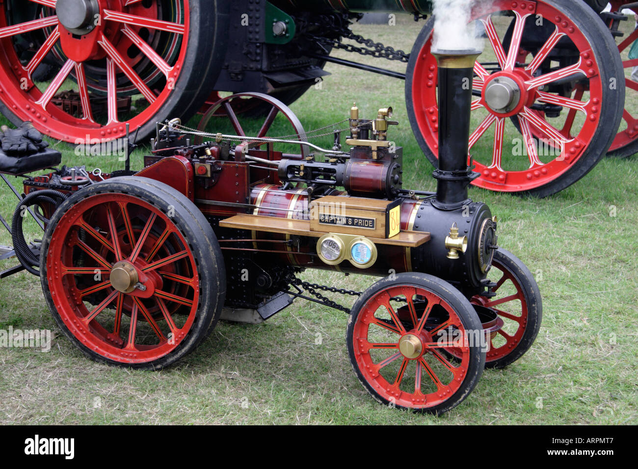 Model steam engine hi-res stock photography and images - Alamy