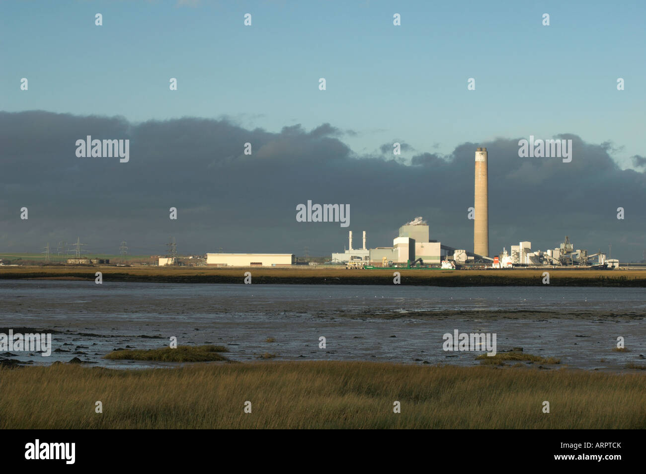 Kingsnorth Power Station Isle of Grain Kent England Stock Photo - Alamy