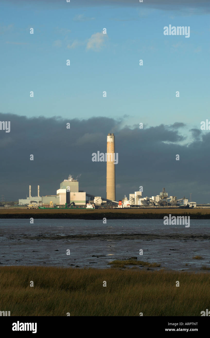 Isle grain power station grain hi-res stock photography and images - Alamy