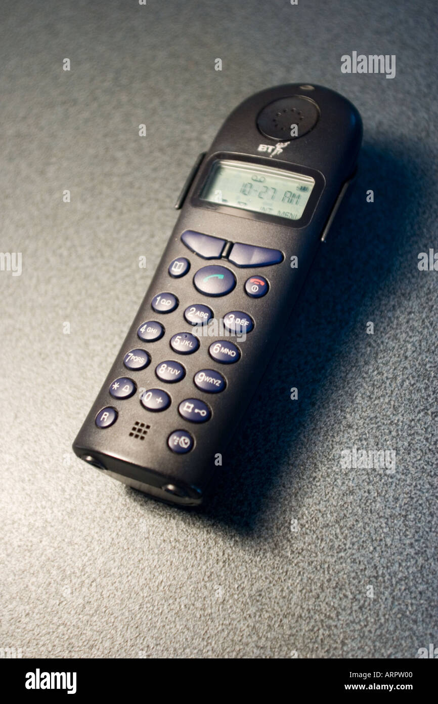 Cordless telephone hi-res stock photography and images - Alamy