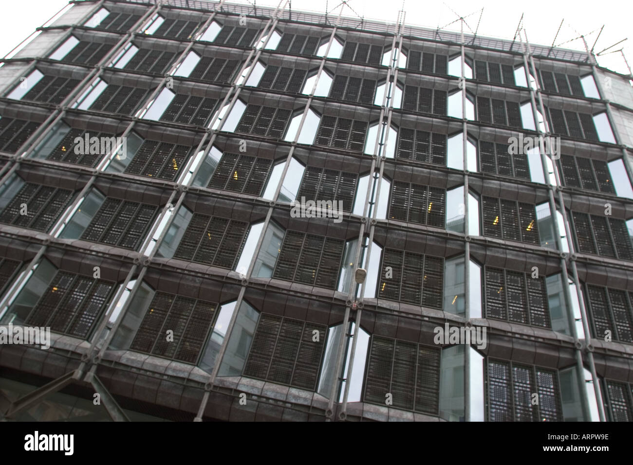 Windows on modern city building, City of London GB UK Stock Photo - Alamy