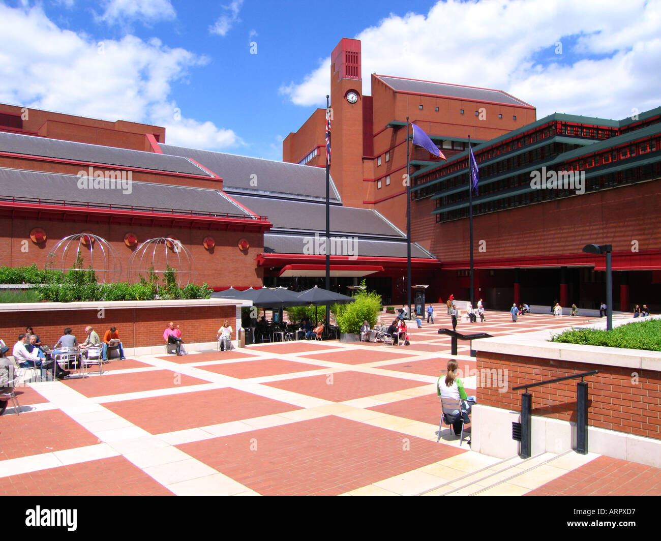 London central library hi-res stock photography and images - Alamy