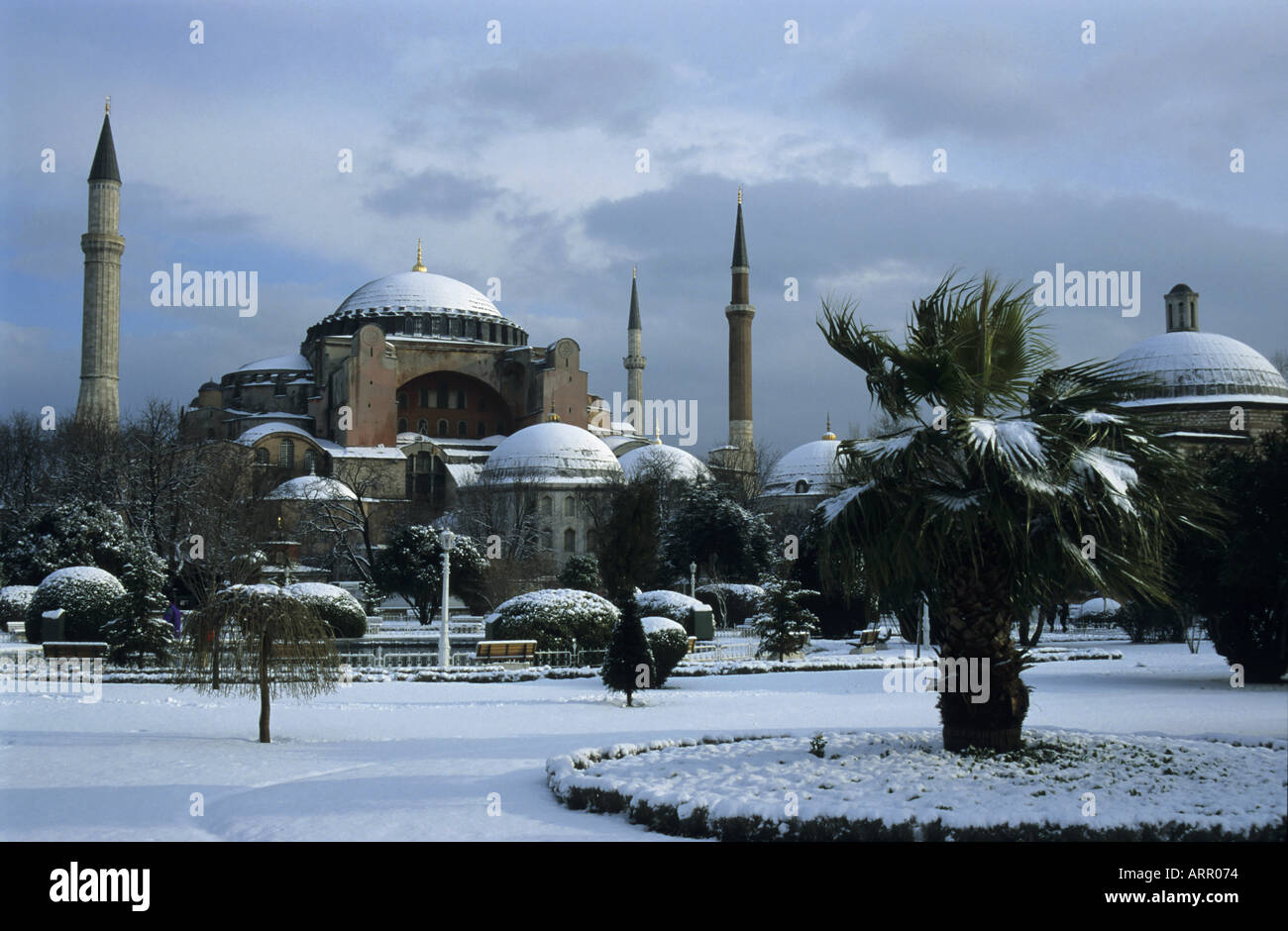 Istanbul snow hi-res stock photography and images - Alamy