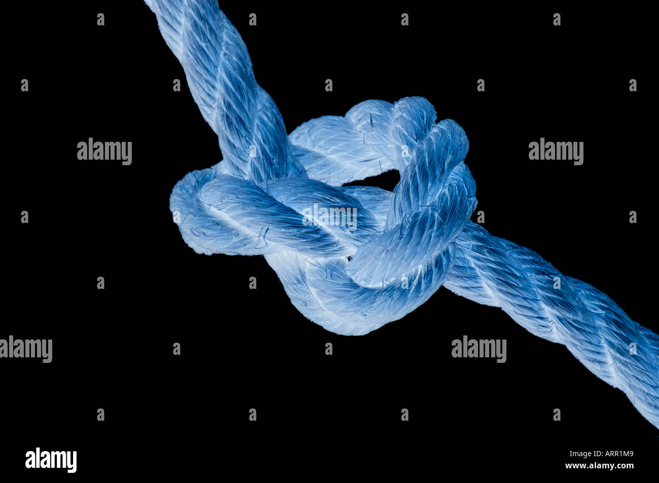 big knot in heavy manila hemp rope Stock Photo - Alamy