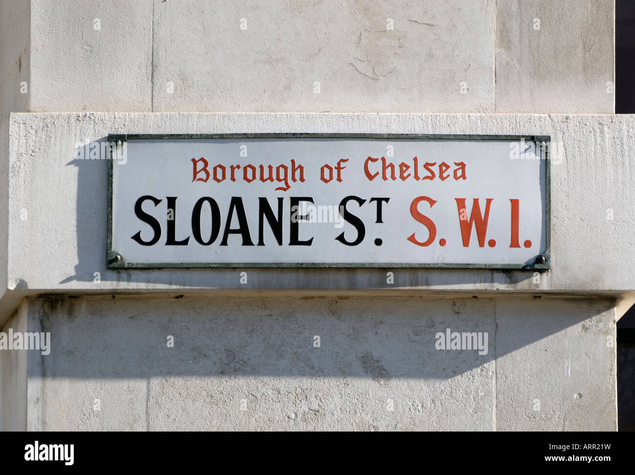 Sloane Street sign Stock Photo - Alamy