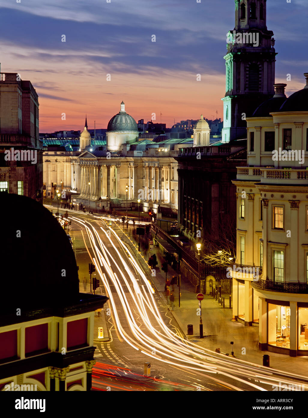 The strand london night hi-res stock photography and images - Alamy