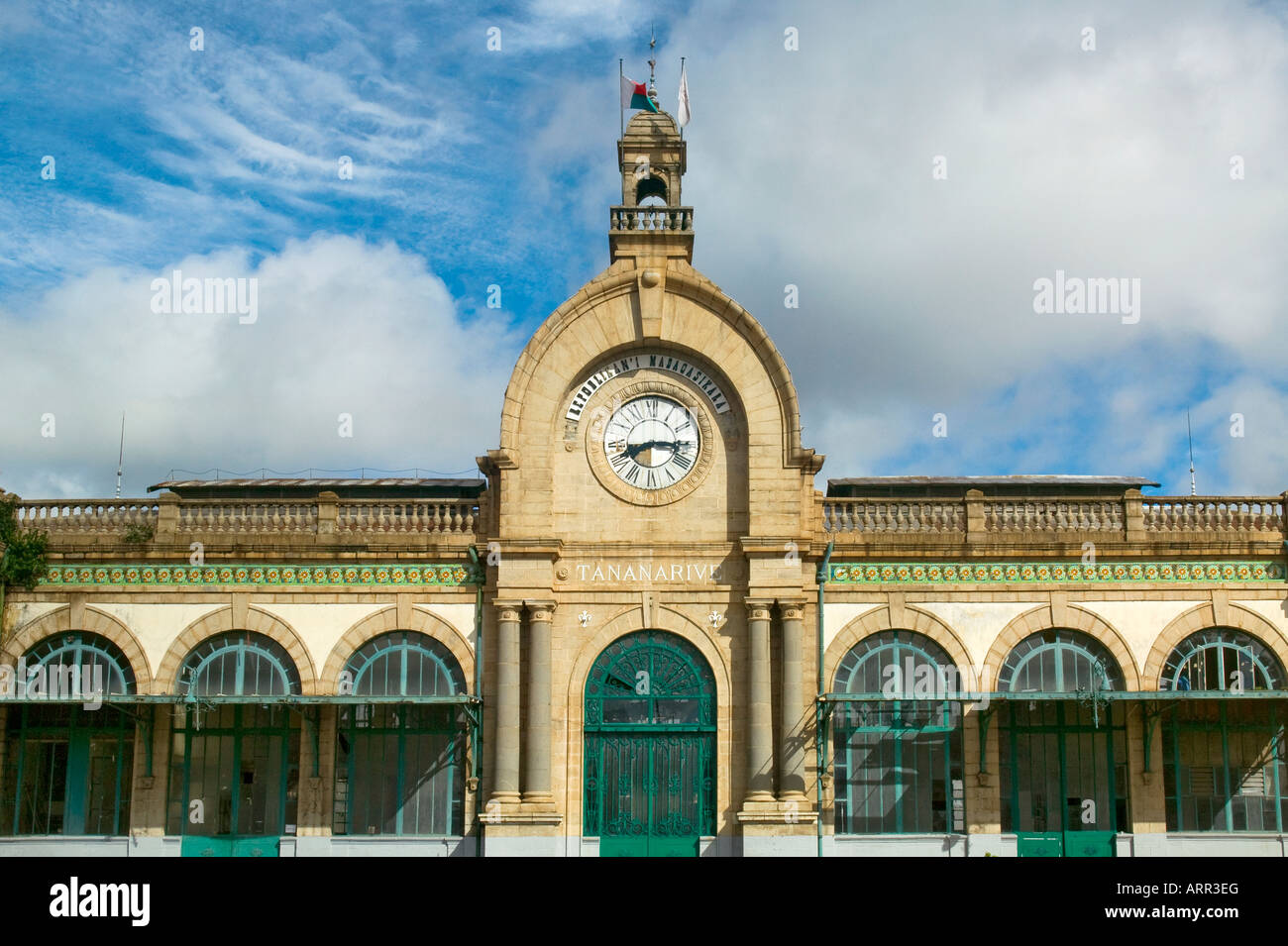 Madagascar building hi-res stock photography and images - Alamy