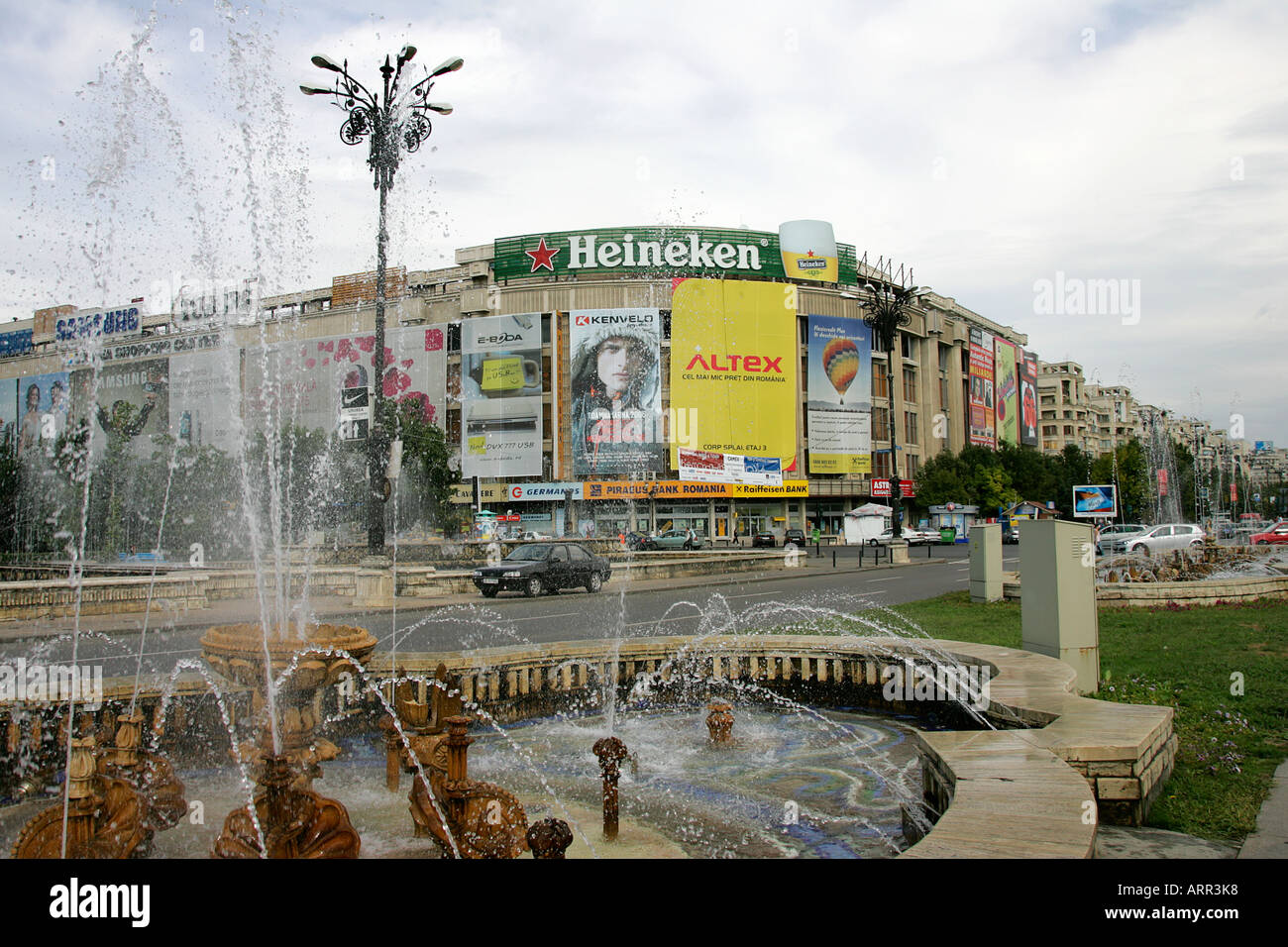 Bucharest Romania Romanie boulevard bulevardul unirii Nicolae Ceausescu ...