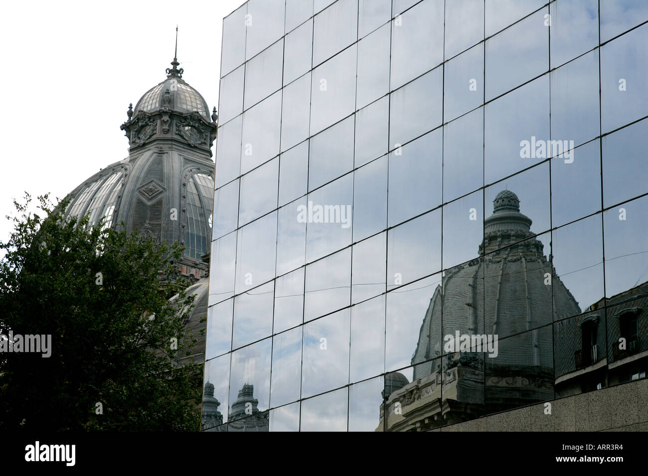 Brd tower bucharest hi-res stock photography and images - Alamy