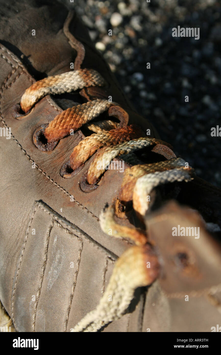 Shoe discarded on street hi-res stock photography and images - Alamy