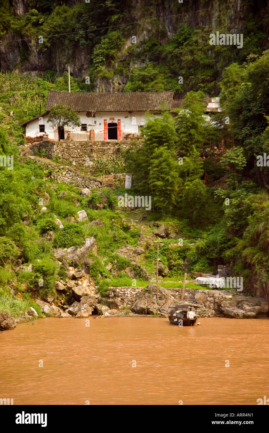 Xiling gorge yangzi river hi-res stock photography and images - Alamy