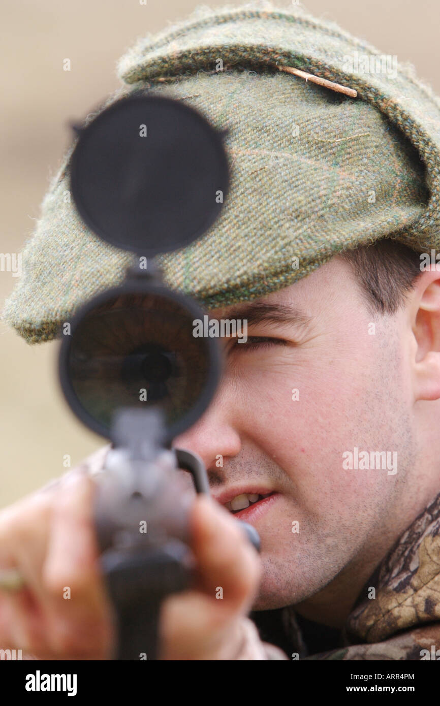 Red deer stalker hi-res stock photography and images - Alamy