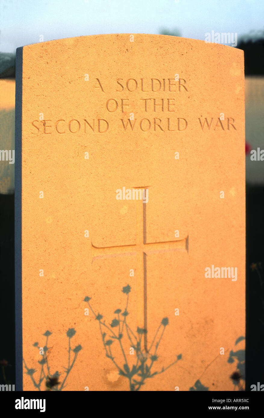 British graves commonwealth cemetery bayeux hi-res stock photography and images - Alamy