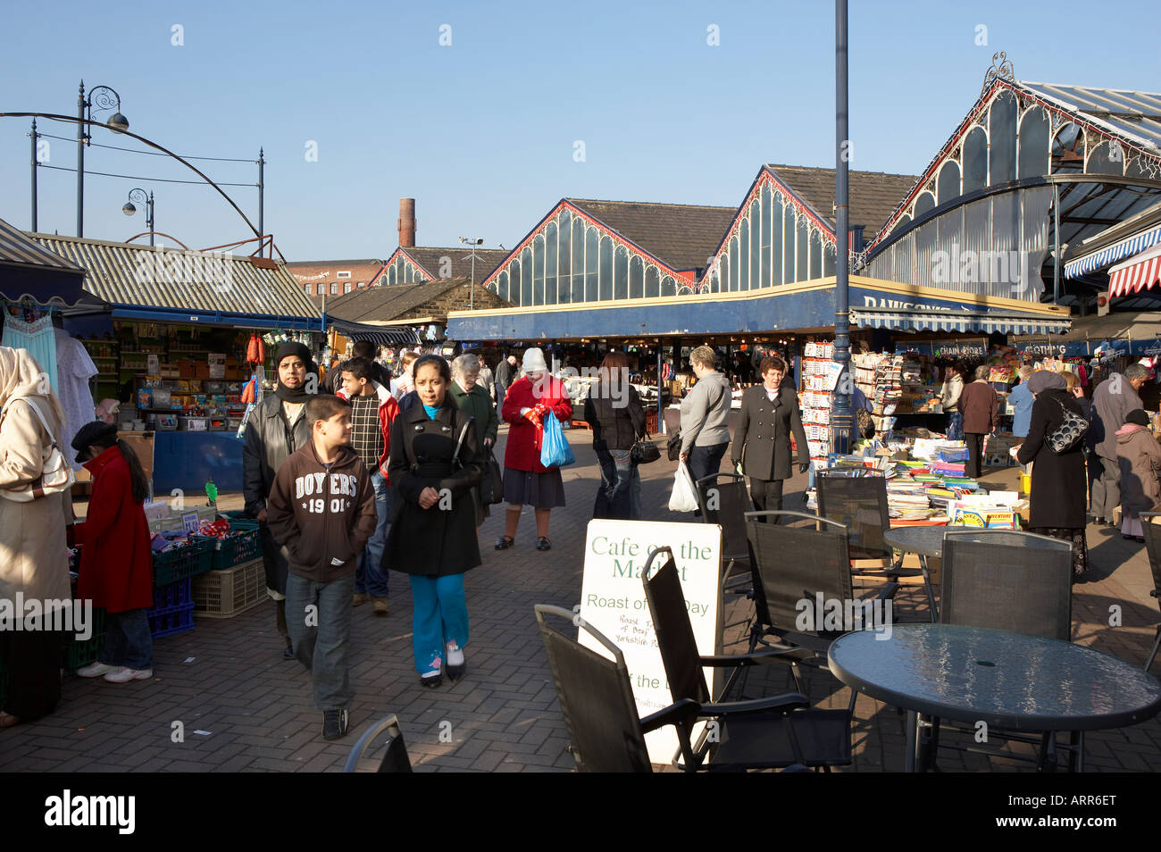 Dewsbury town centre center market hi-res stock photography and images ...