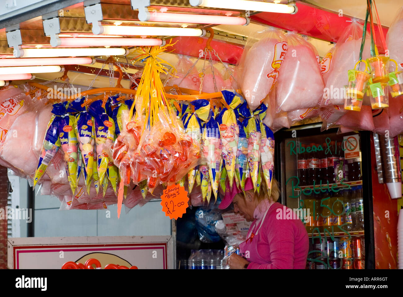 Candy booth hi-res stock photography and images - Alamy