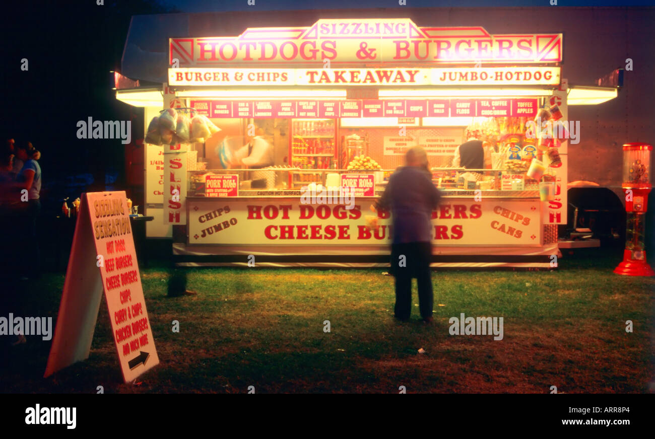 Busy night at the hot dog stand Stock Photo - Alamy