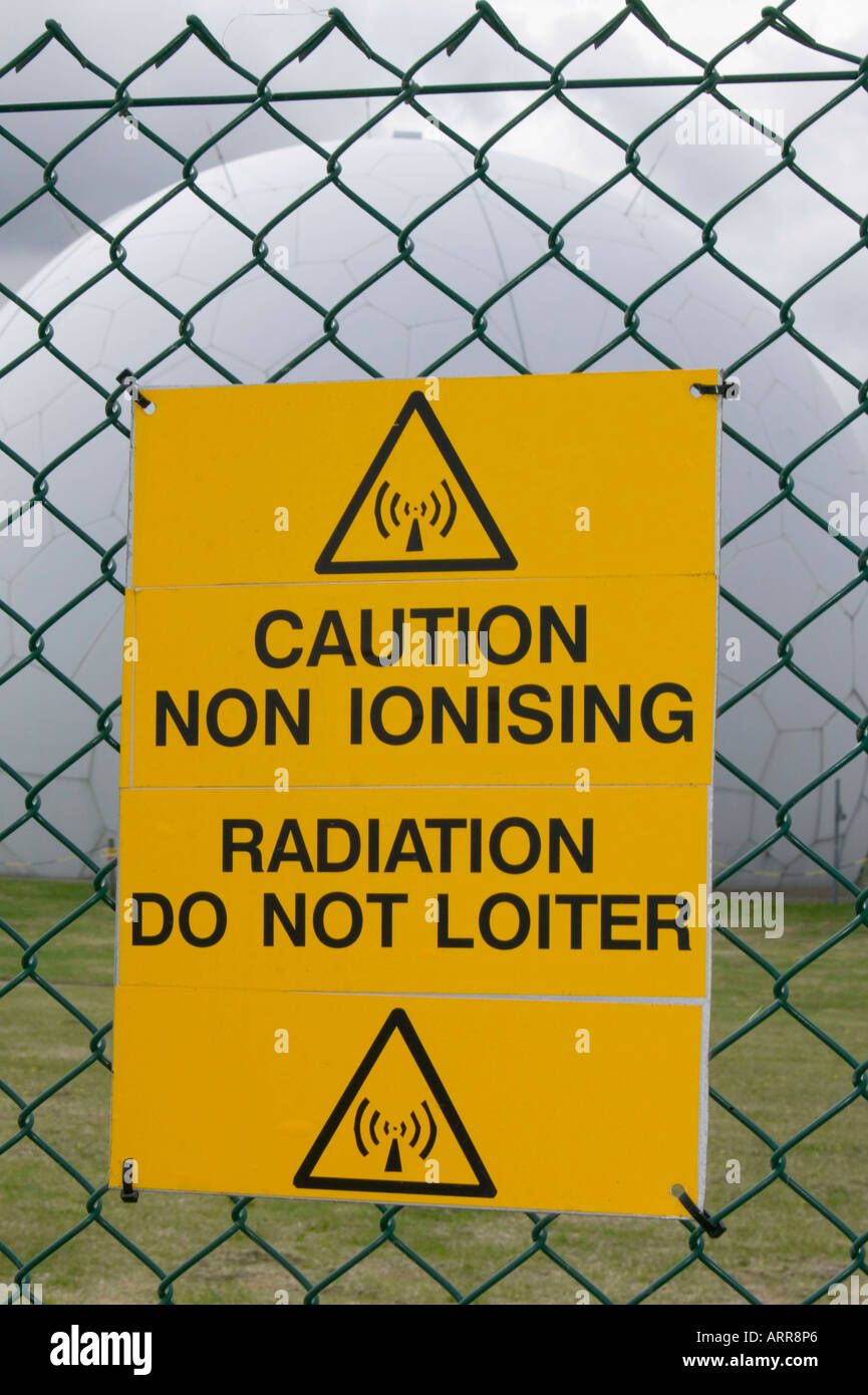 Raf radar station hi-res stock photography and images - Alamy