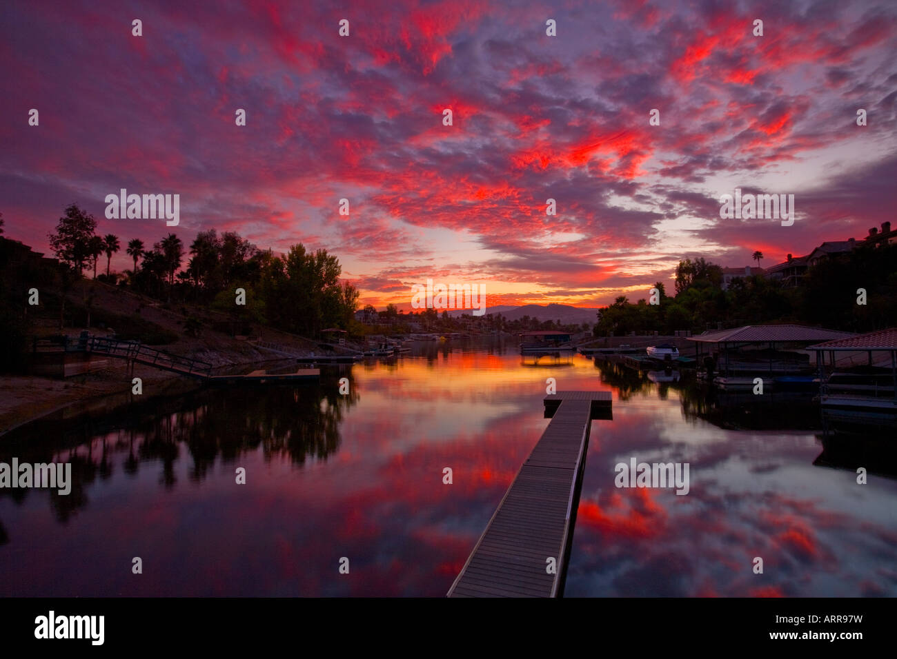 Canyon lake california hi-res stock photography and images - Alamy