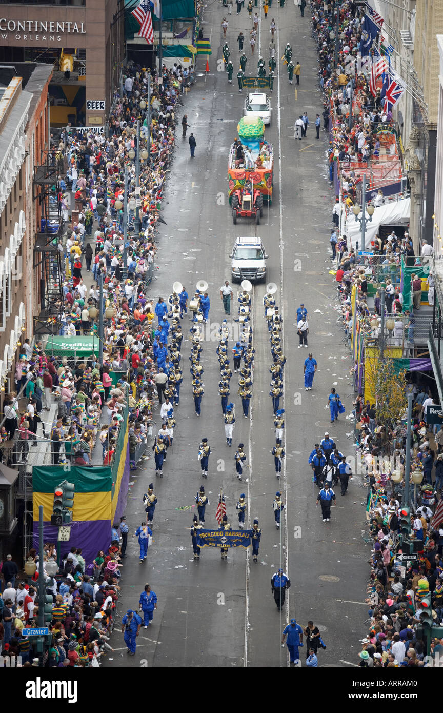Mardi Gras float main parade on Fat Tuesday, downtown New Orleans ...