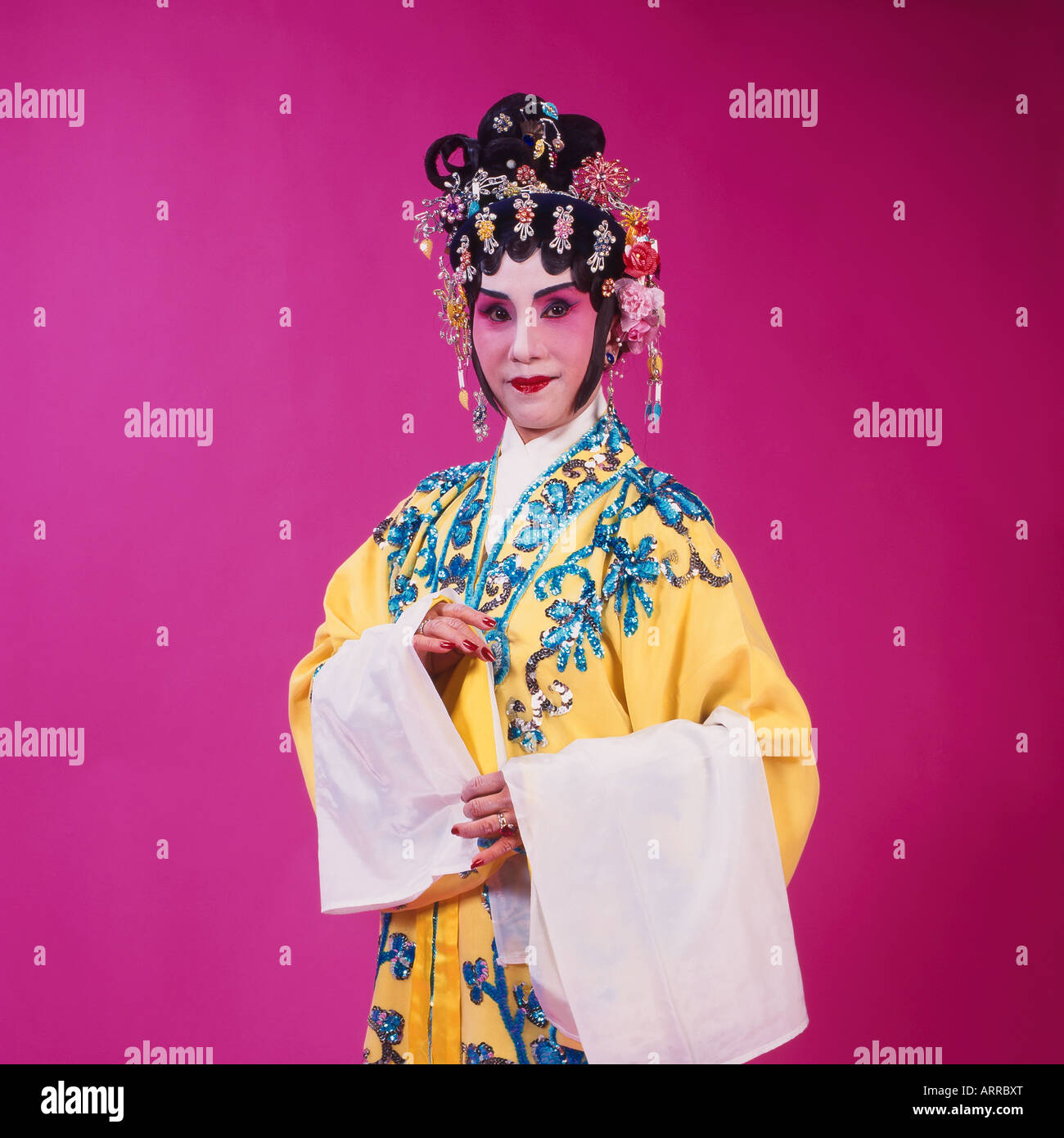 Chinese Opera Dancers Stock Photo - Alamy