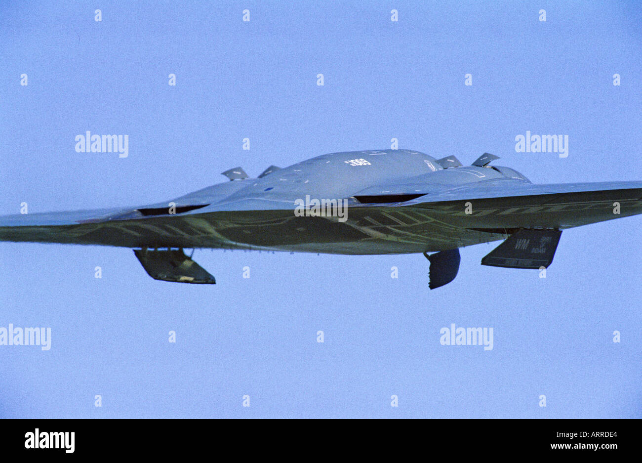 B 2 Bomber Take Off High Resolution Stock Photography and Images - Alamy