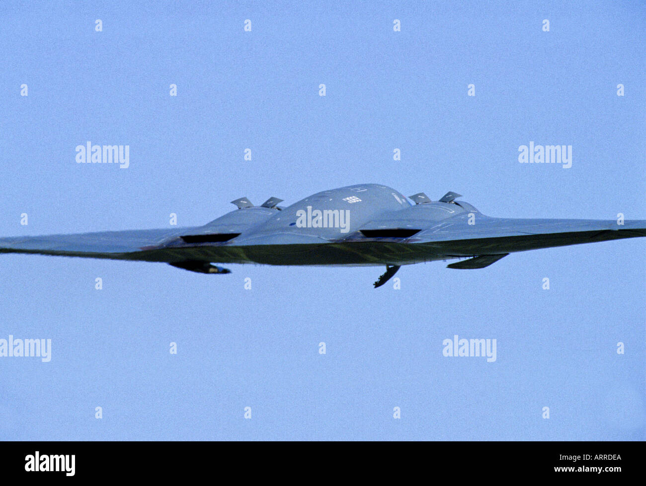 US Air Force B-2 Stealth Bomber taking off Stock Photo - Alamy