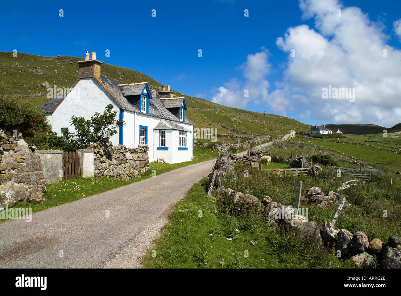 dh Whitewashed cottage house DROMAN SUTHERLAND SCOTLAND Scottish ...