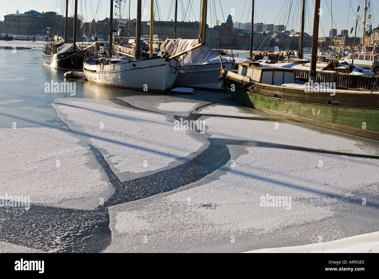 Spring melting hi-res stock photography and images - Alamy