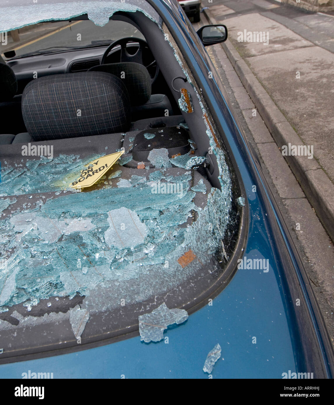 Broken windscreen hi-res stock photography and images - Alamy