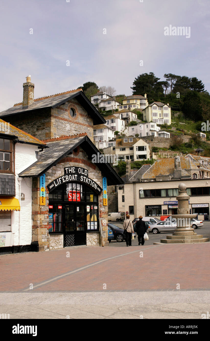 THE OLD LIFEBOAT STATION AT LOOE. CORNWALL. UK Stock Photo - Alamy
