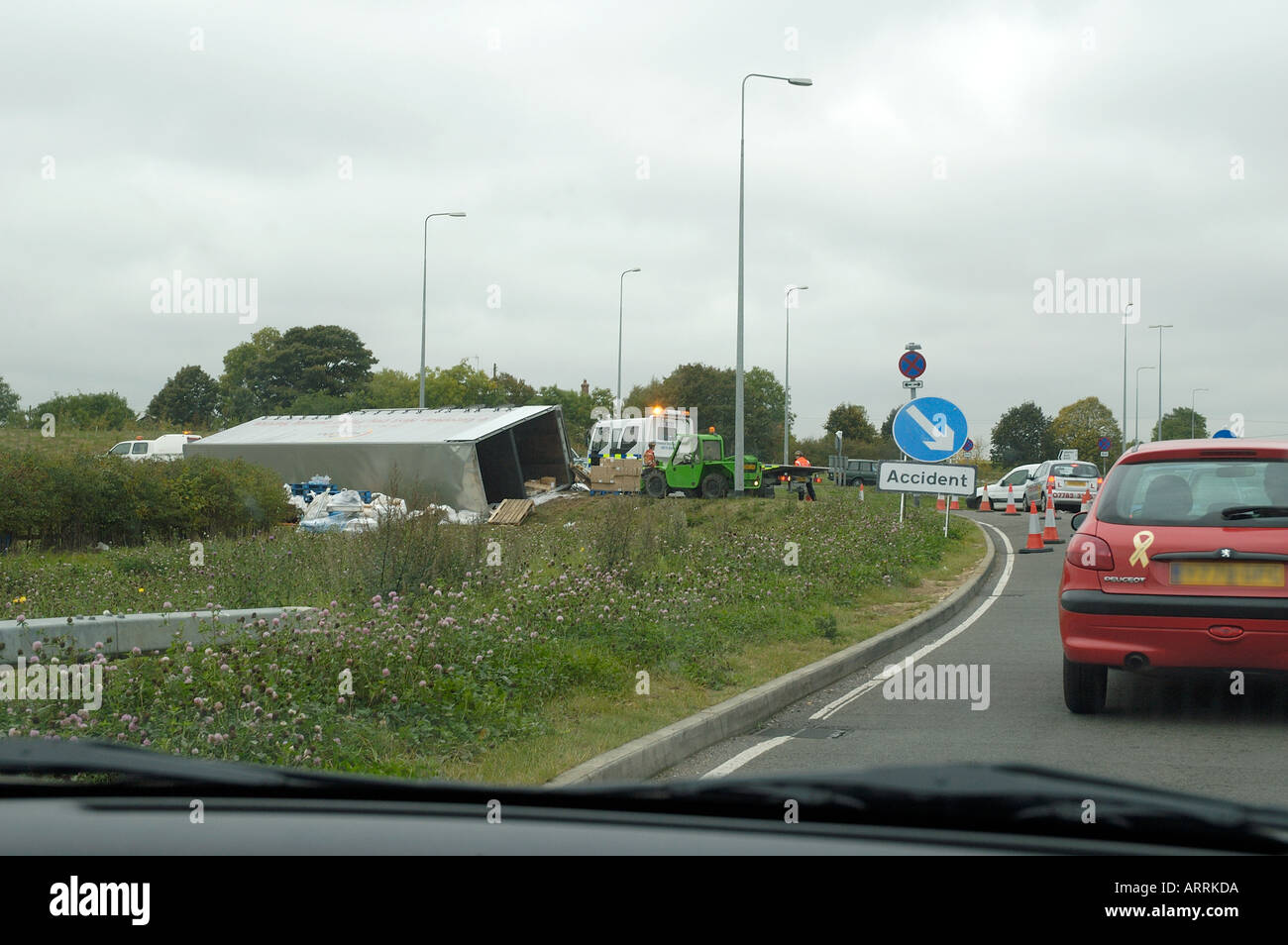 Lorry accident hi-res stock photography and images - Alamy