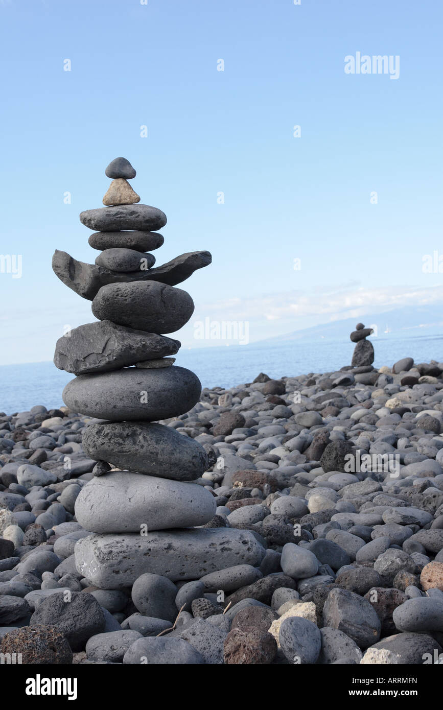 Sculpture of stones on beach hi-res stock photography and images - Alamy
