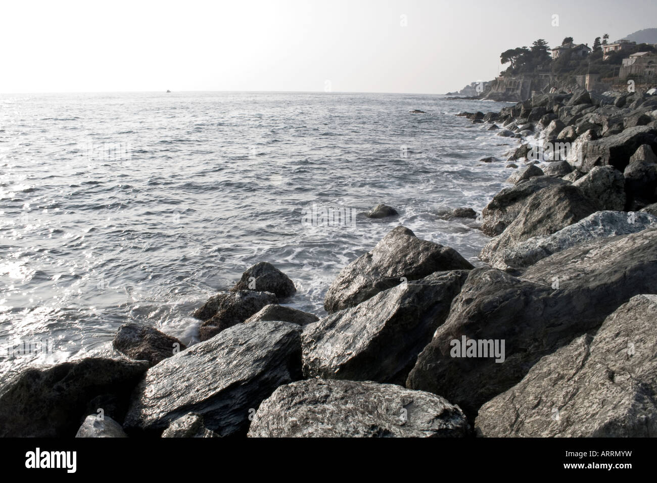 Cliff reflected hi-res stock photography and images - Alamy