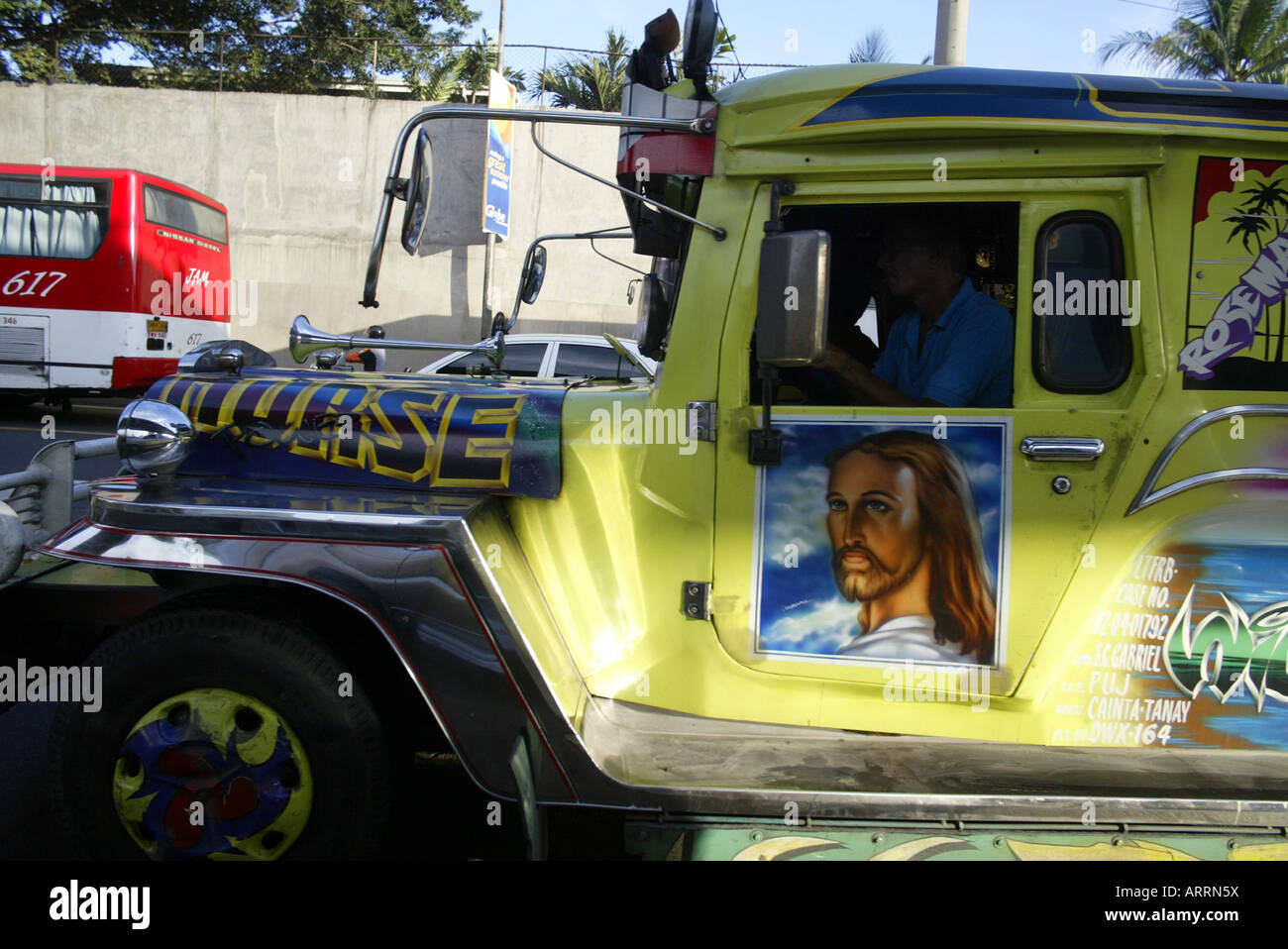 Jeepney manila jesus hi-res stock photography and images - Alamy