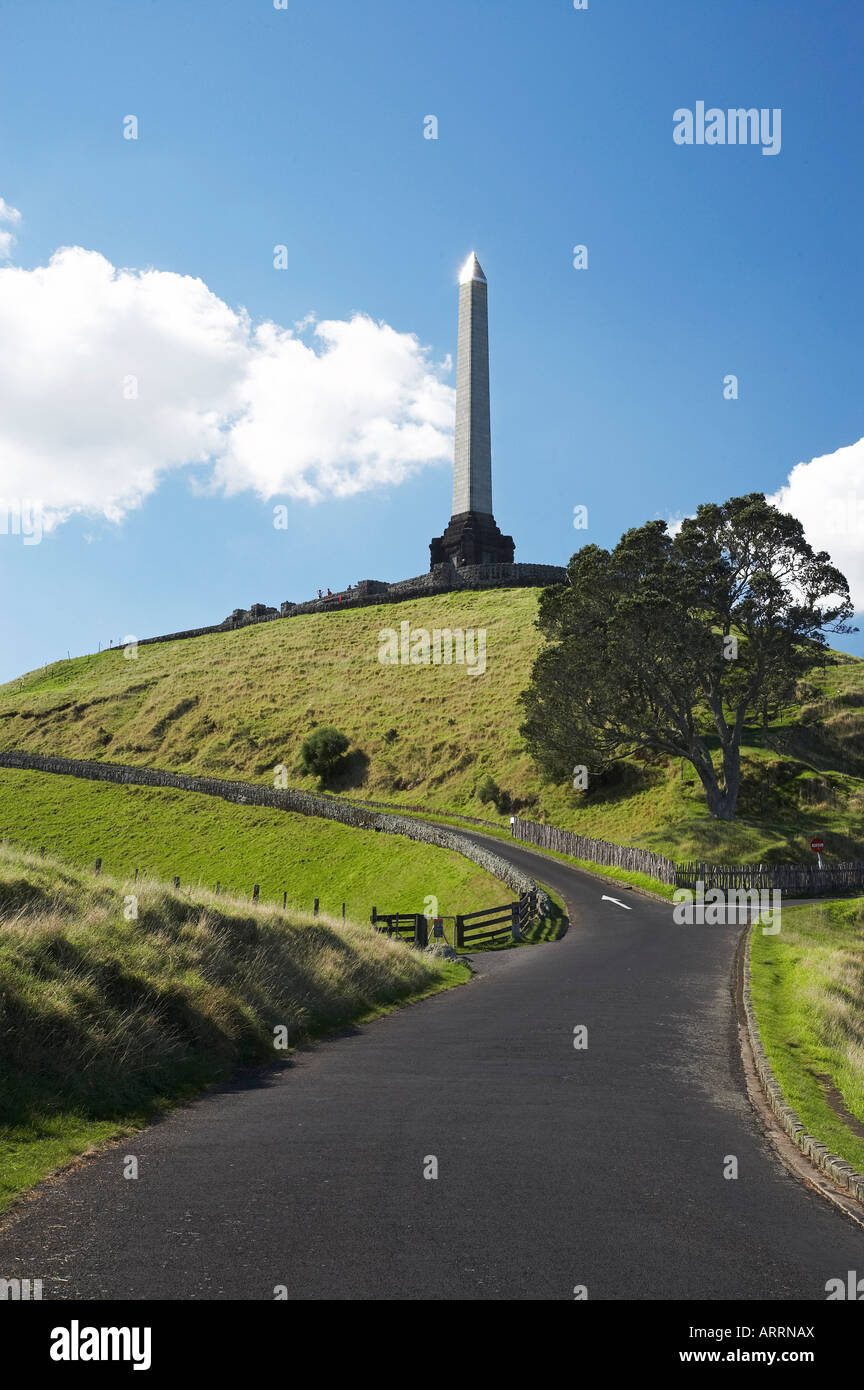 Obelisk One Tree Hill Auckland North Island New Zealand Stock Photo - Alamy