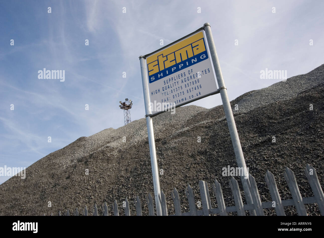 Stema shipping suppliers of aggregates sign south of the River Thames ...