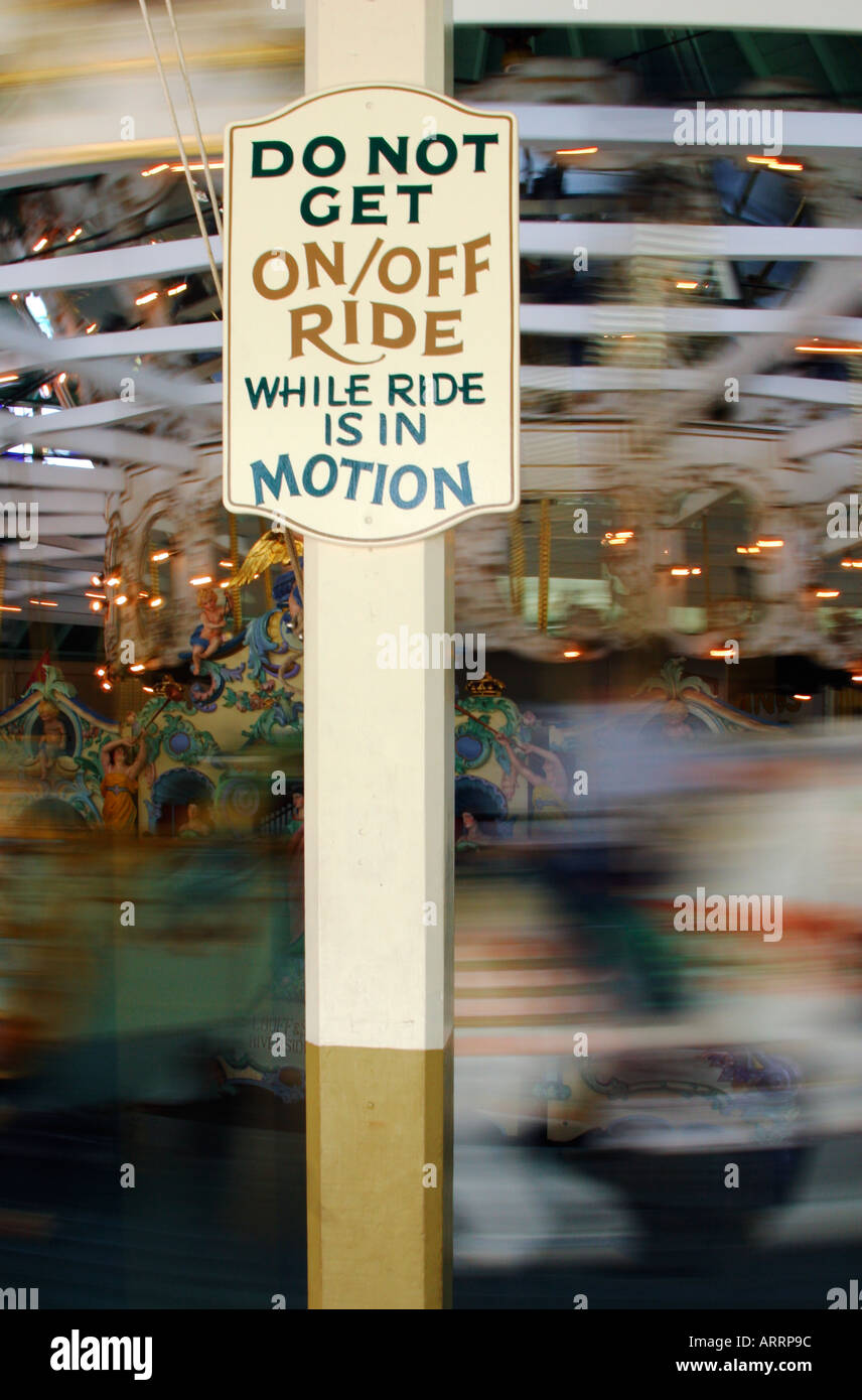 Round island riverside park hi-res stock photography and images - Alamy