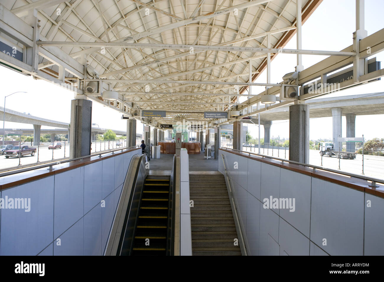 Two level train hi-res stock photography and images - Alamy