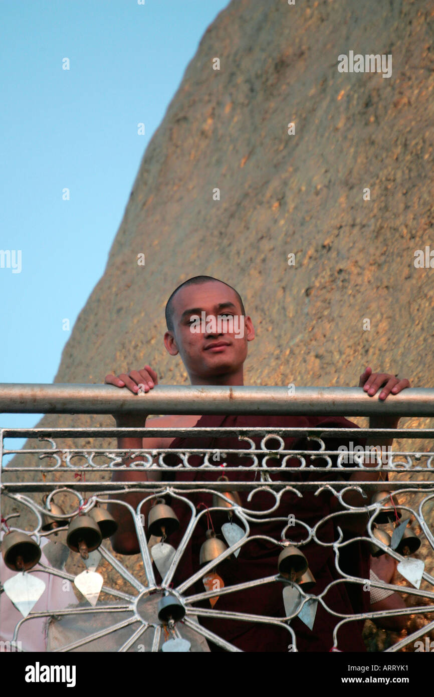 Buddhist monk at the Golden Rock Pagoda, Kyaiktiyo, Lower Burma ...